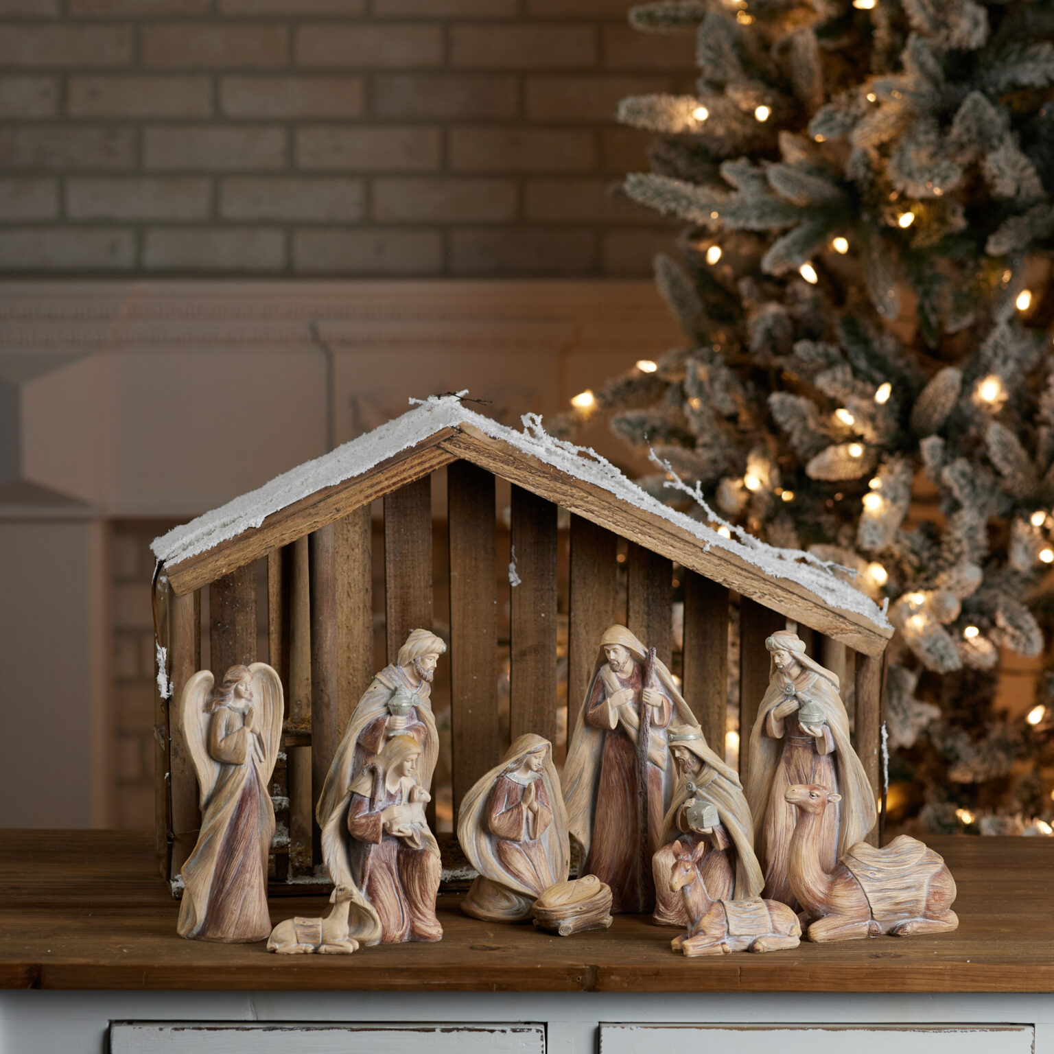 Melrose International | Home Decor Wholesale | Holiday Decor
