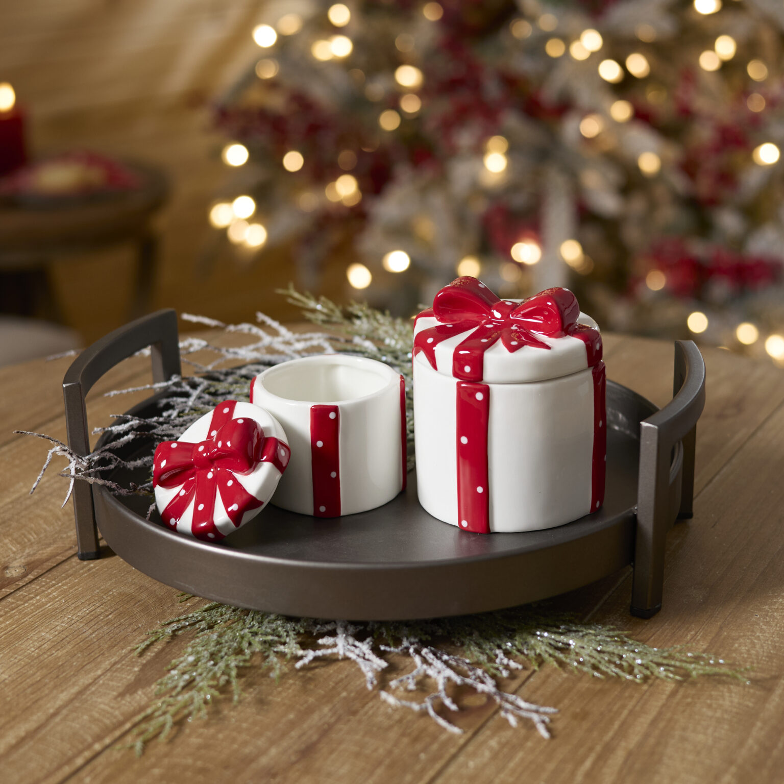 Melrose International | Home Decor Wholesale | Holiday Decor