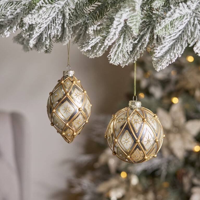 Melrose International | Home Decor Wholesale | Holiday Decor