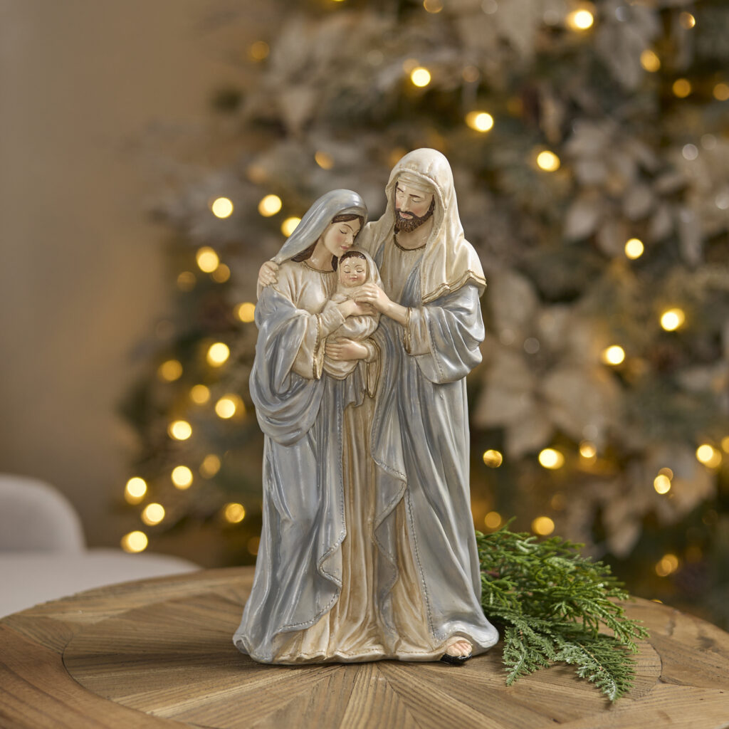 Melrose International | Home Decor Wholesale | Holiday Decor